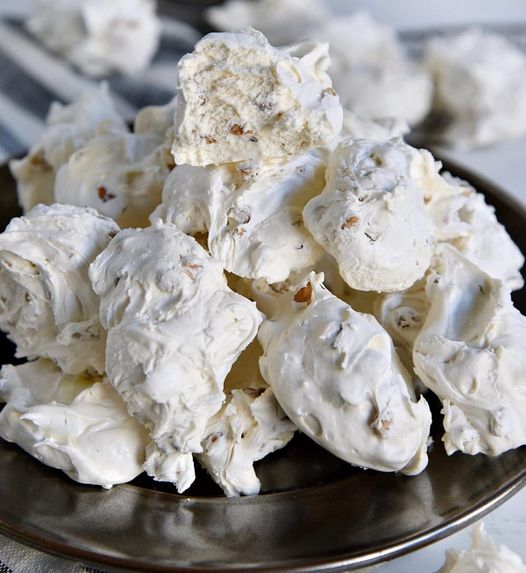 Old-Fashioned Divinity Candy: A Timeless Holiday Sweet - recipe omg